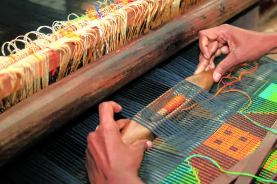 What Is Dobby Fabric? A Simple Guide To This Elegant Weave